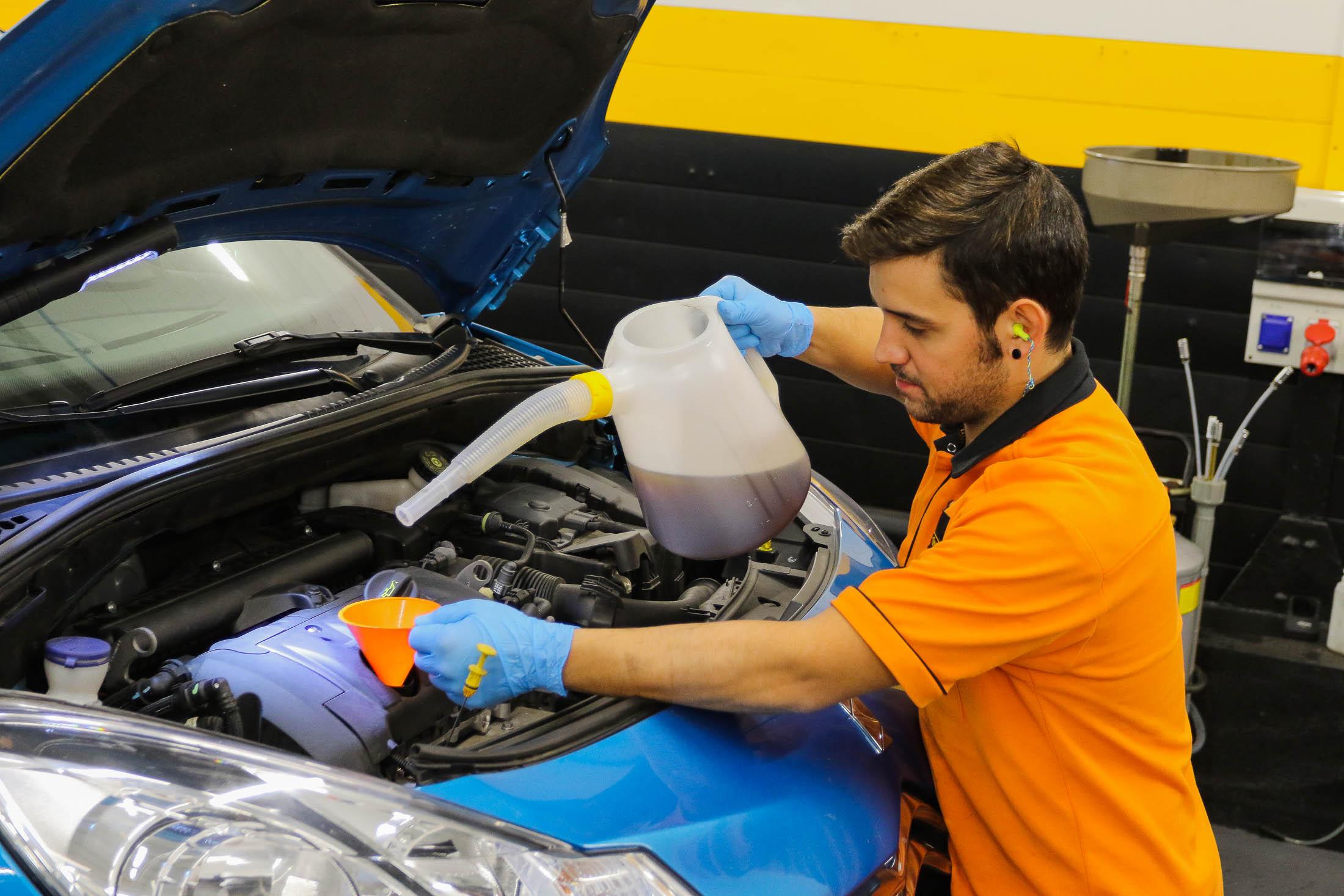 Révision auto pas cher - Devis & RDV en ligne